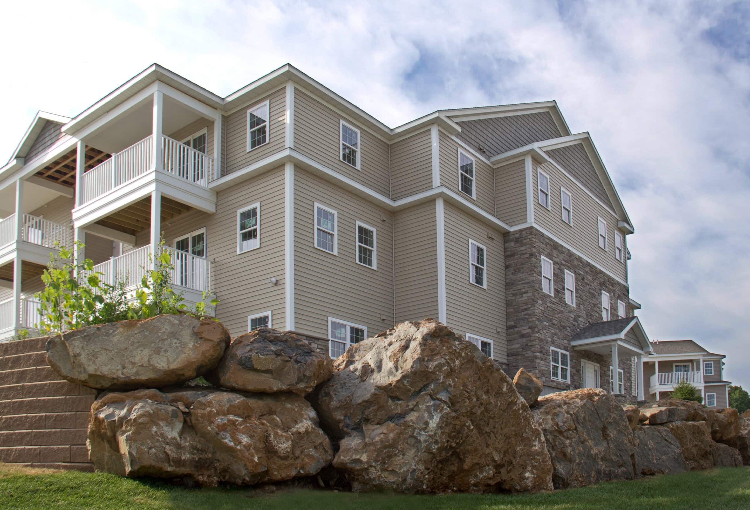 Stoneledge Terrace - Luizzi Companies